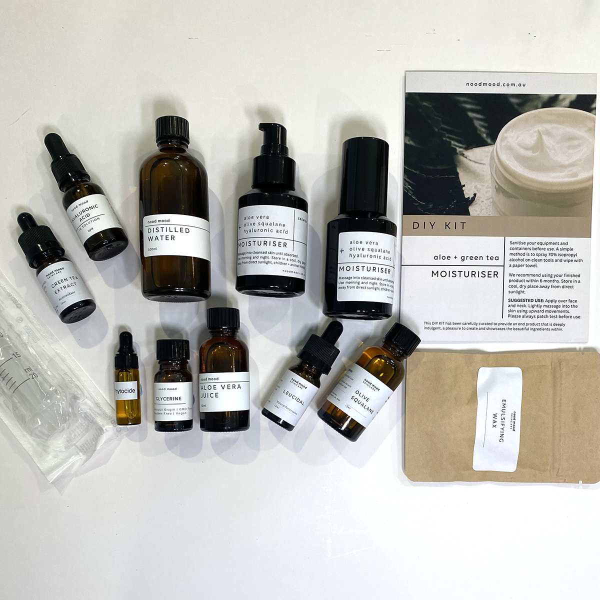 DIY Skincare Kit - Aloe Vera + Green Tea Moisturiser with Hyaluronic A ...